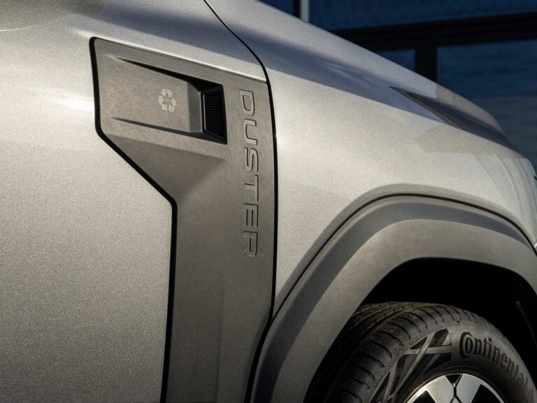 All-New 2024 Dacia Duster Makes World Debut | AUTOBICS
